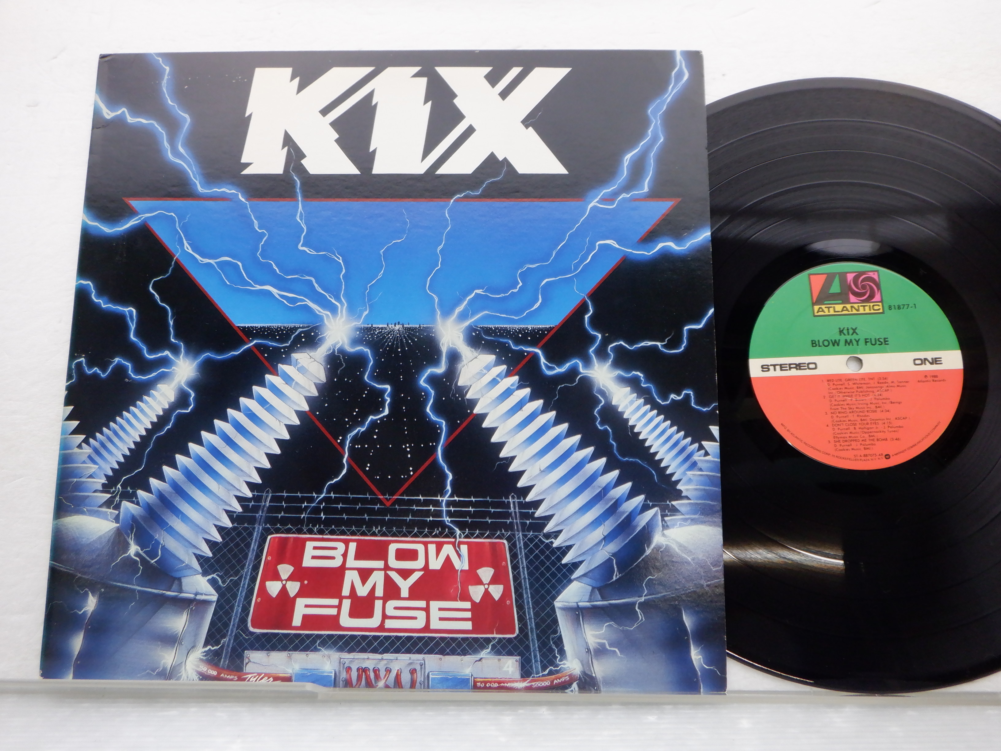 日本代購代標第一品牌【樂淘letao】－Kix 「Blow My Fuse」LP（12インチ）/Atlantic(81877-1)/洋楽ロック